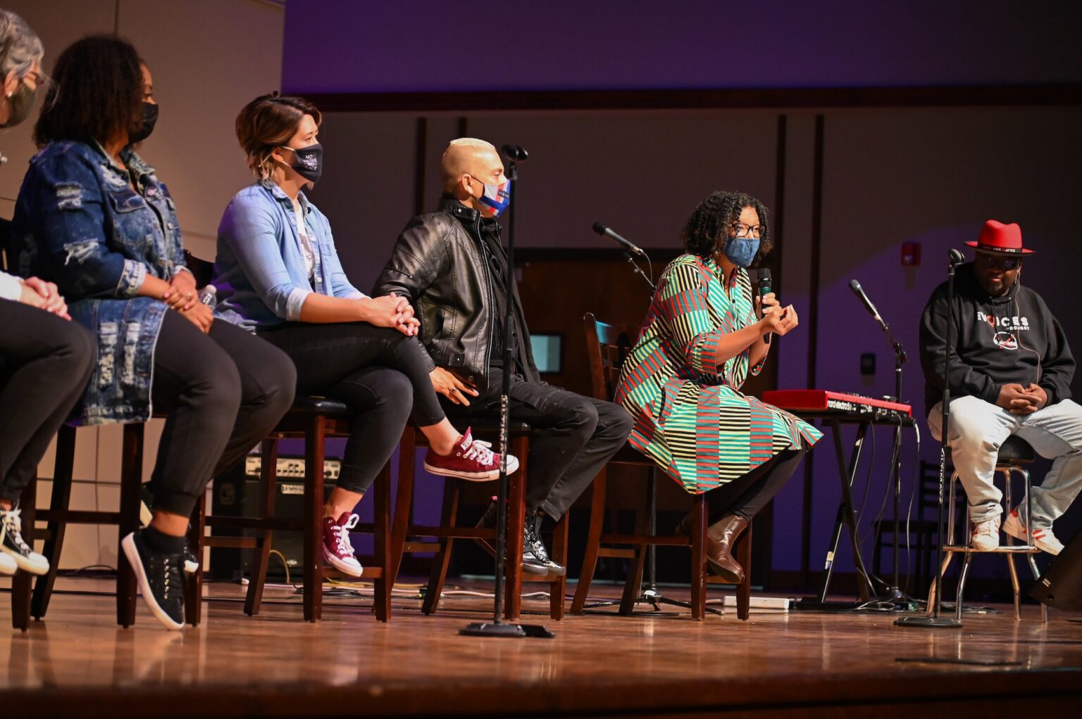 The Voices Project - VOICES_1014 – The Voices Project